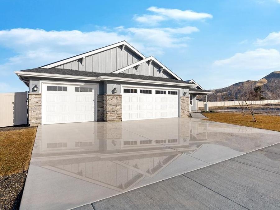 Shoshone a 4 bedroom 2 bath home.
